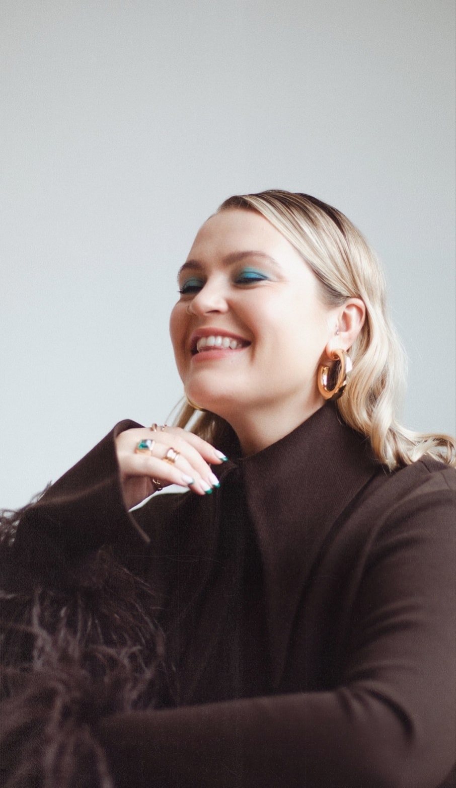 Elli Ingram tickets, events, and tour dates