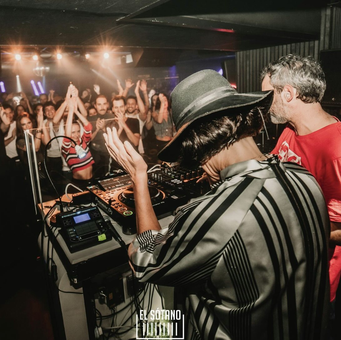 Crazy P Soundsystem: Danielle Moore & Jim Baron (Ron BaseJam) 1ª Fecha ...