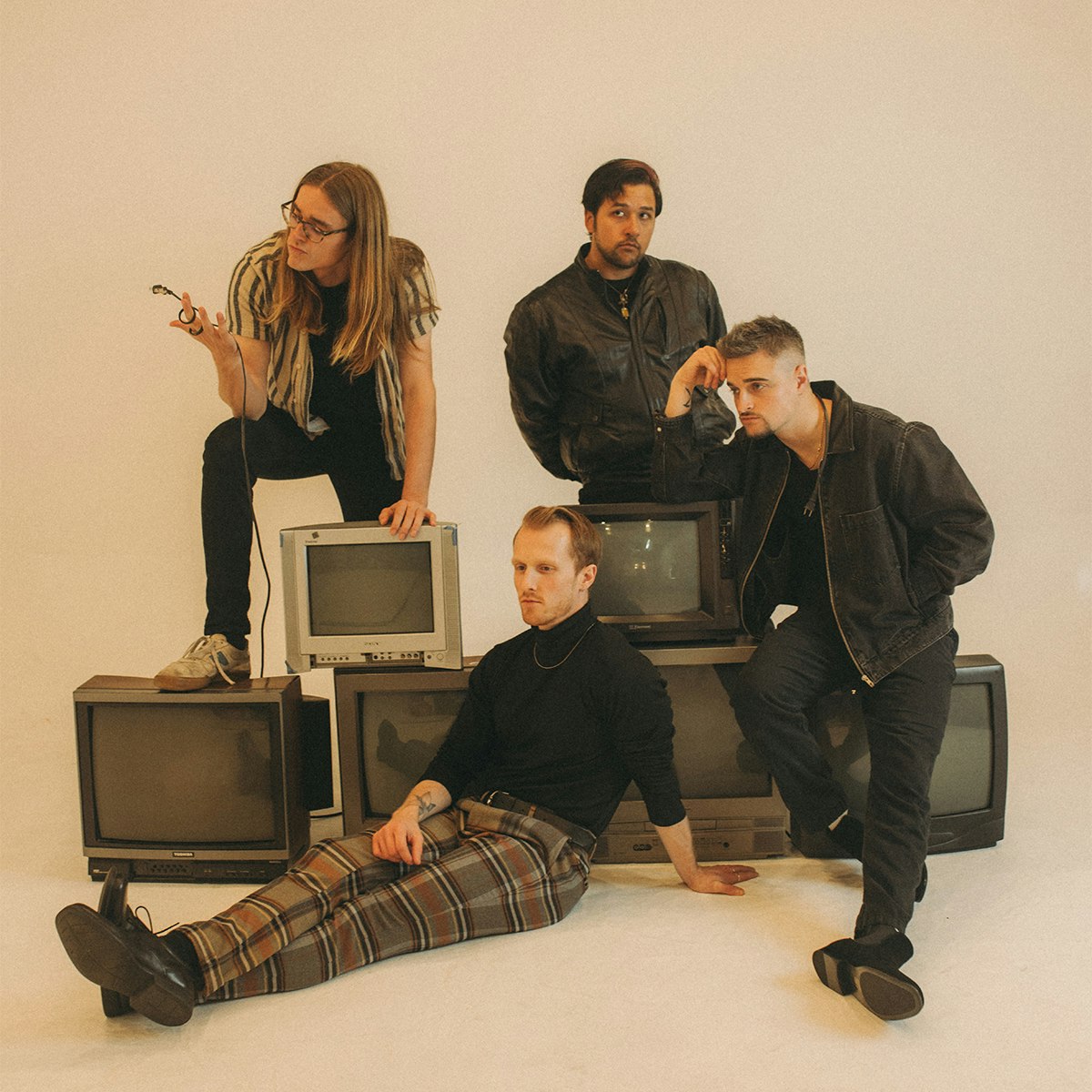 Poems, Avery Cochrane, Jettee Bilhetes | $ 10,82 | 28 de fev. @ Soda ...